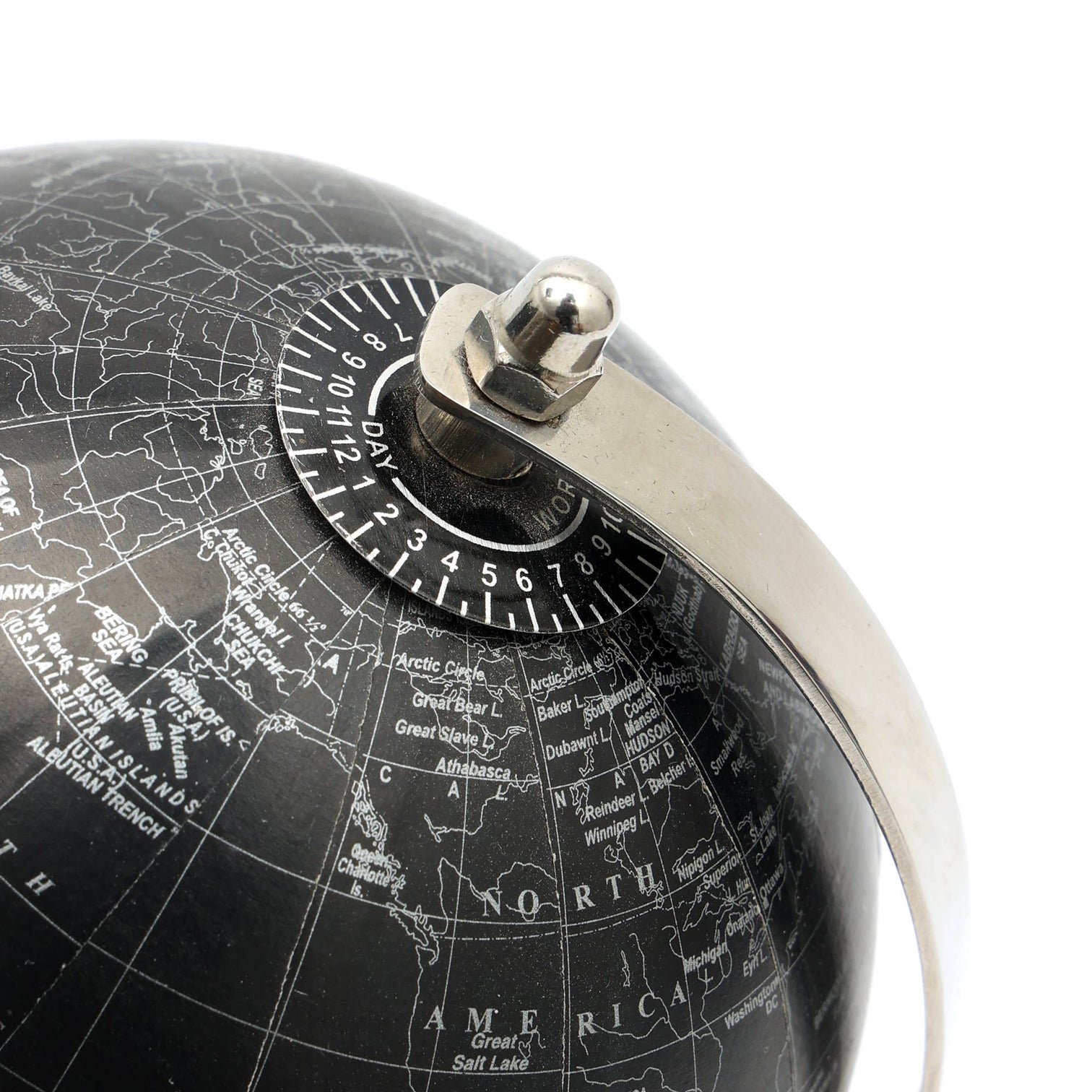 Tabletop Alluminium Electroplated Globe/Table Décor - Pier 1