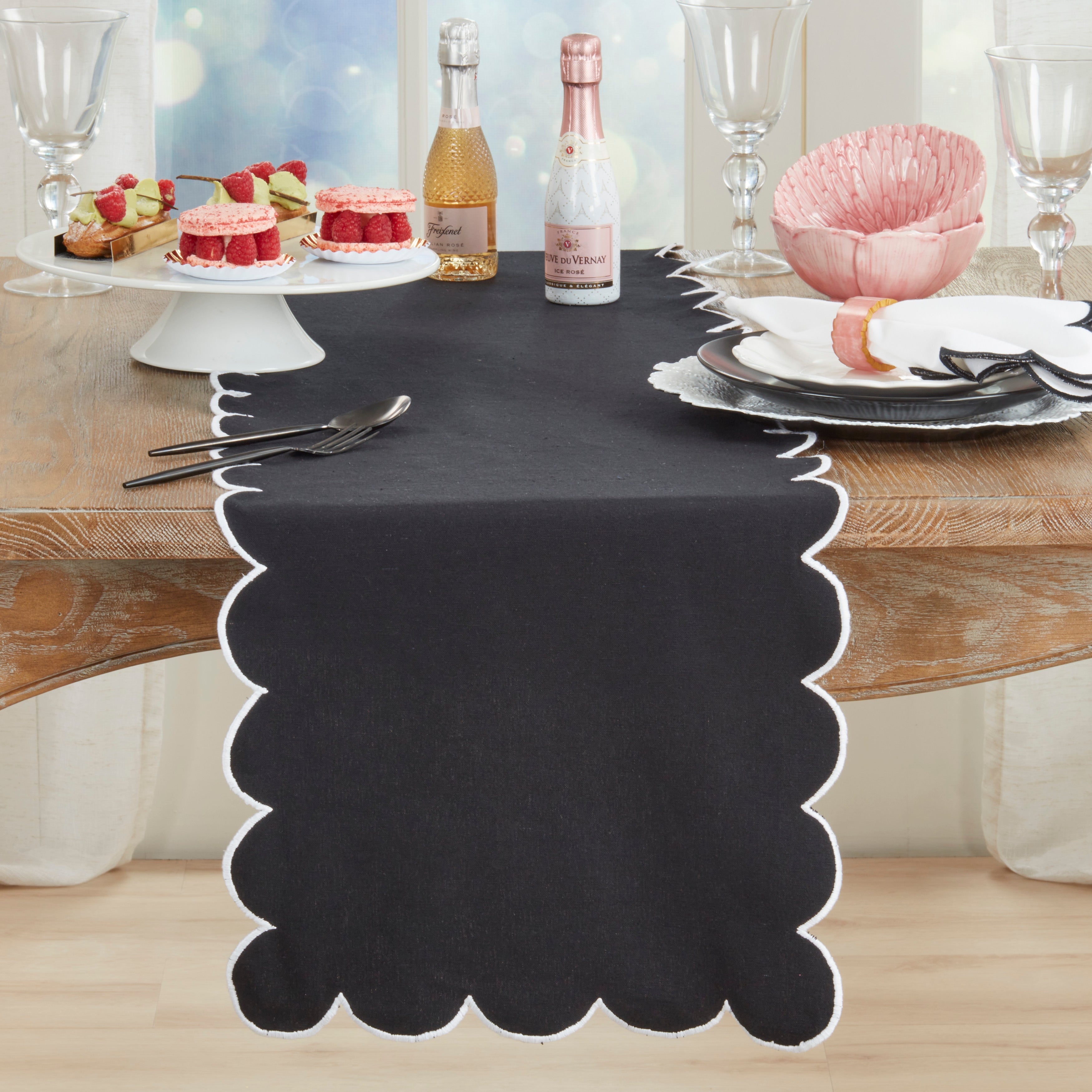 Scalloped Table Runner – Pier 1
