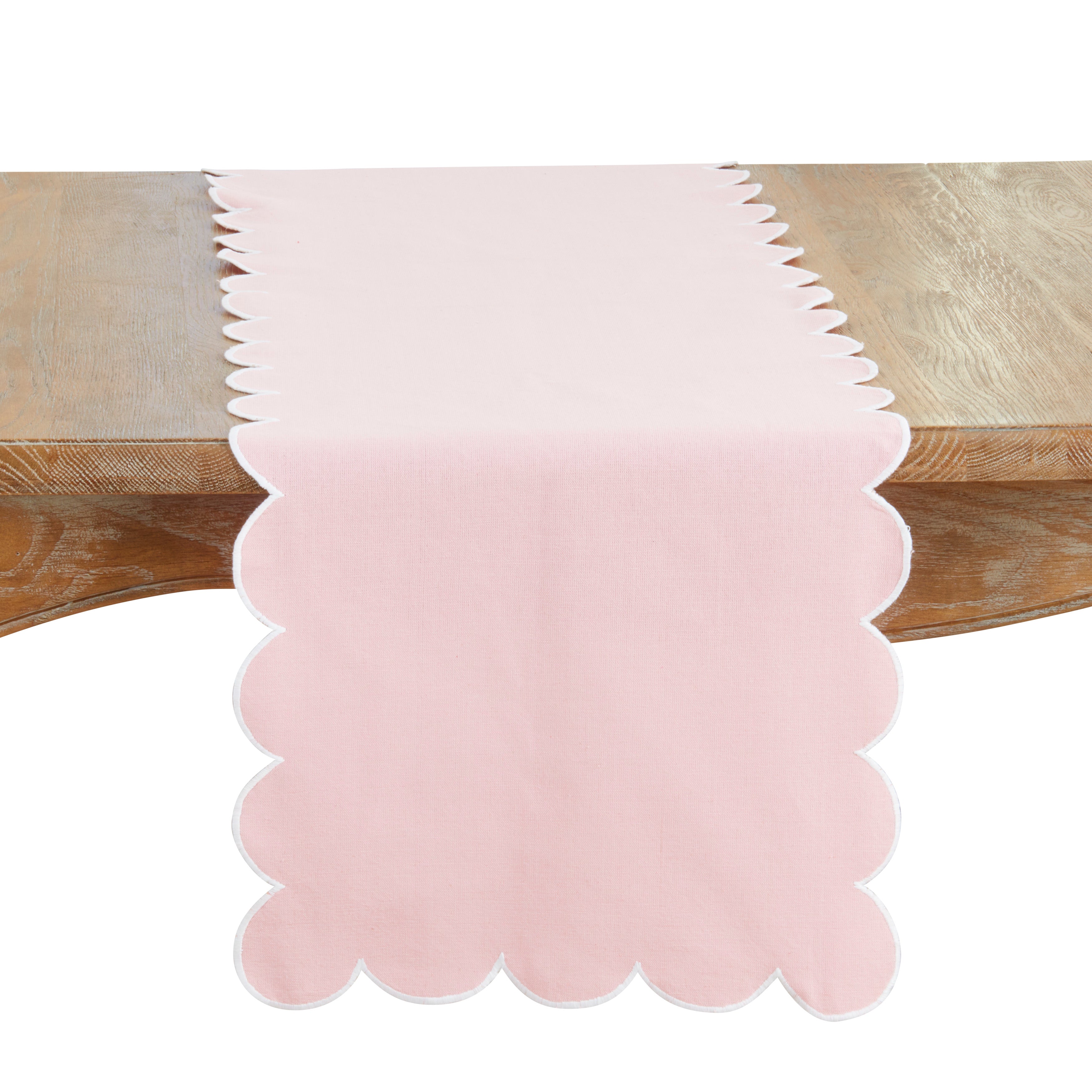 Scalloped Table Runner – Pier 1