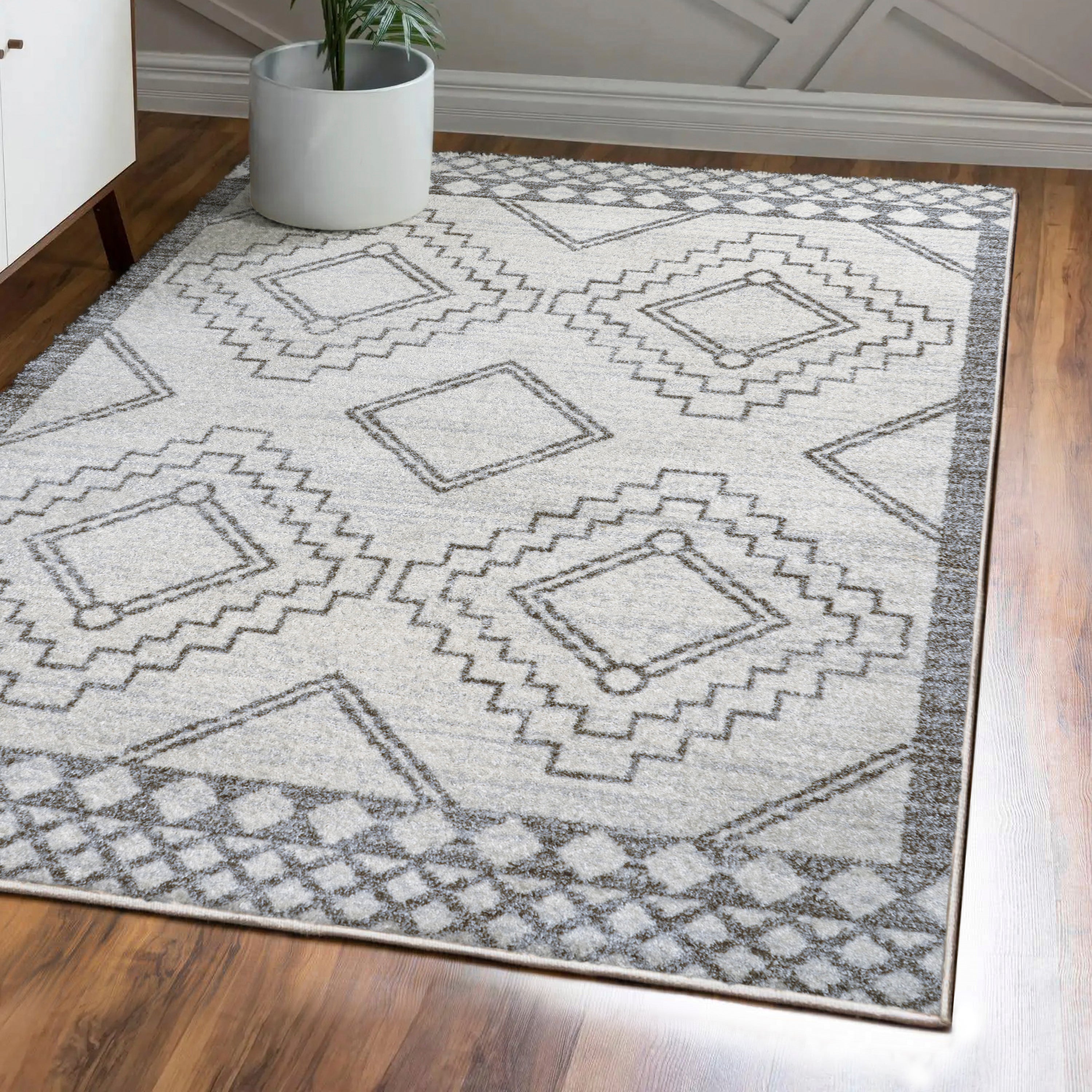 Amir Moroccan Beni Souk Area Rug - Pier 1
