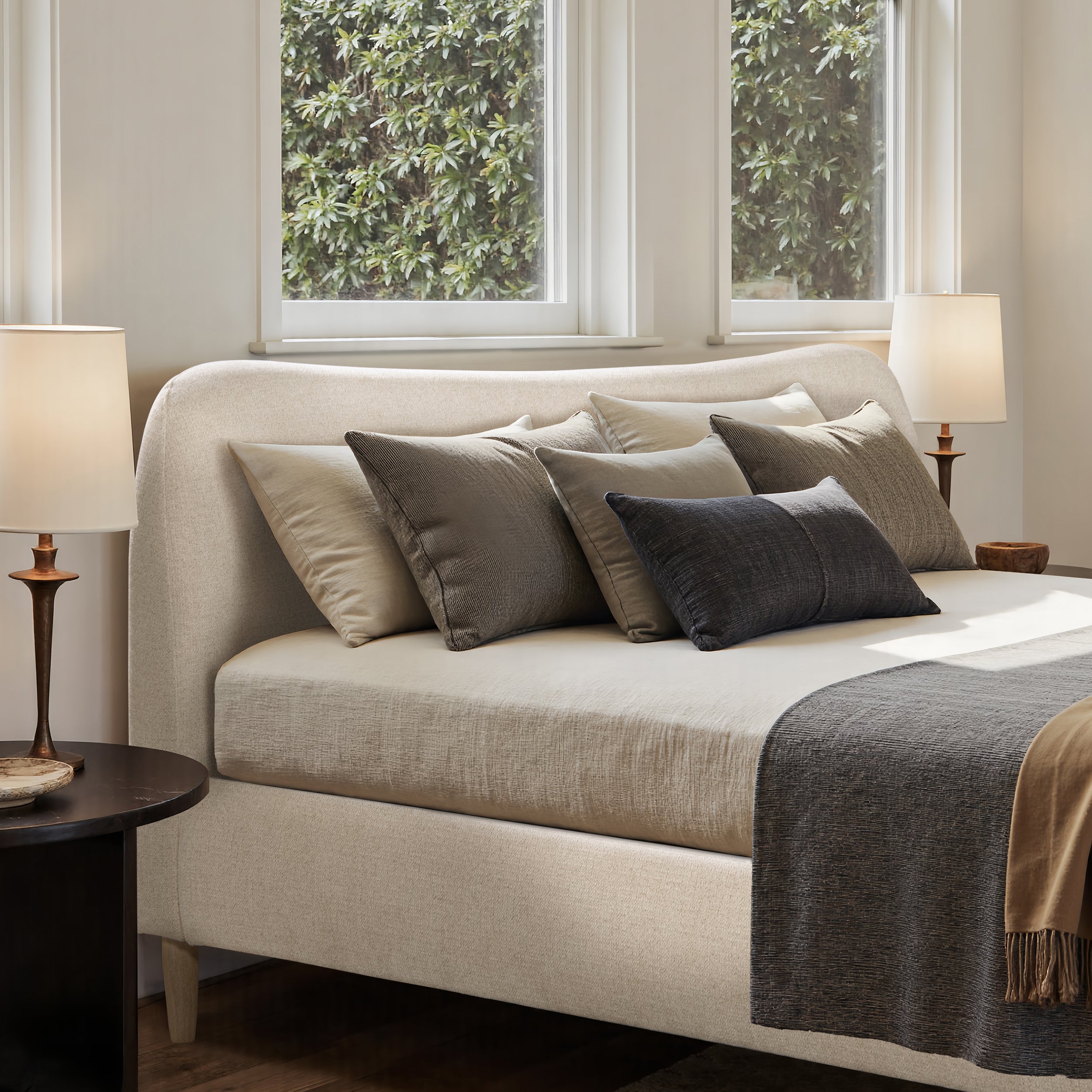 Roman Curved Headboard Upholstered Platform Bed – Pier 1