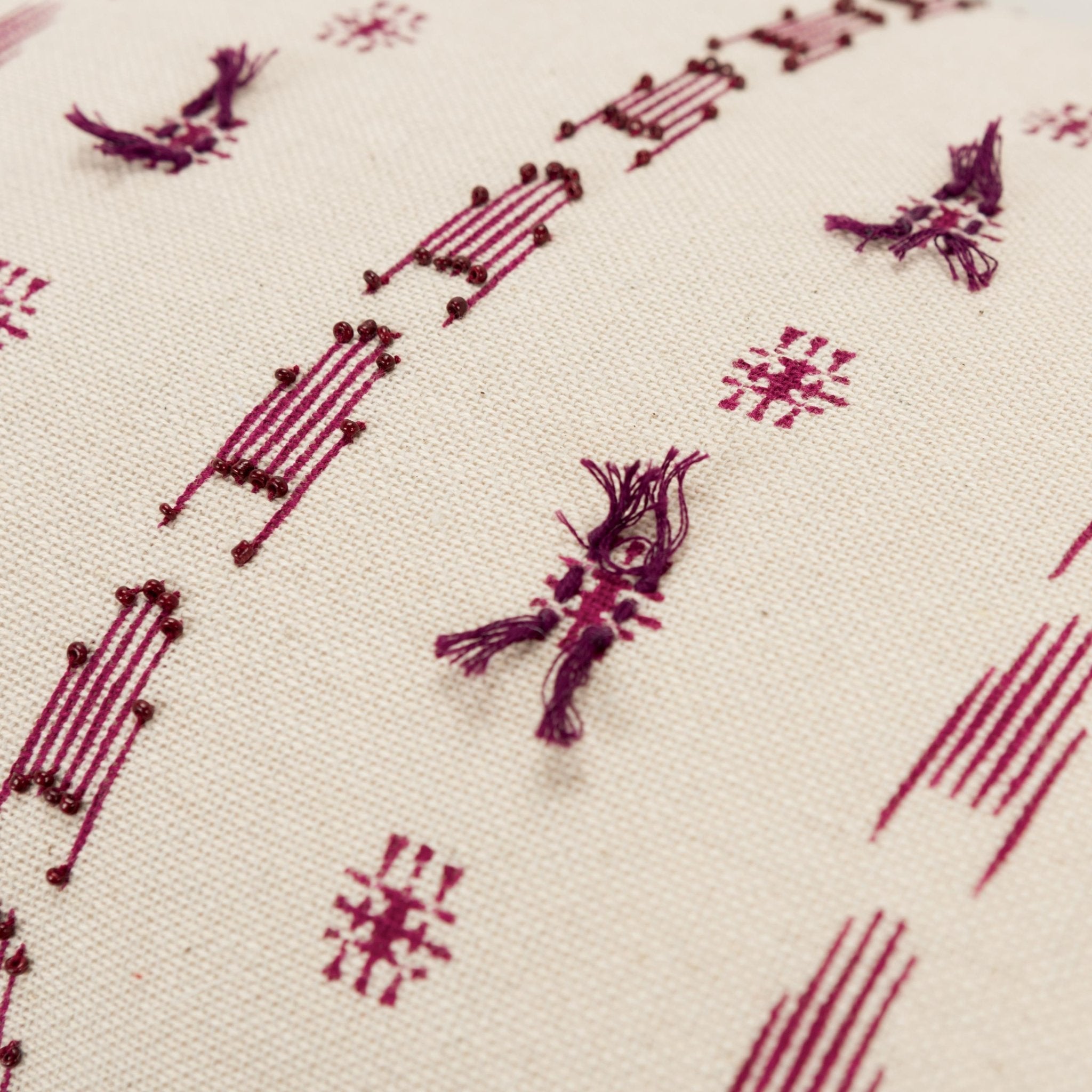 Geometric Print Knife Edge 100% Cotton Poly Filled Decorative Throw ...