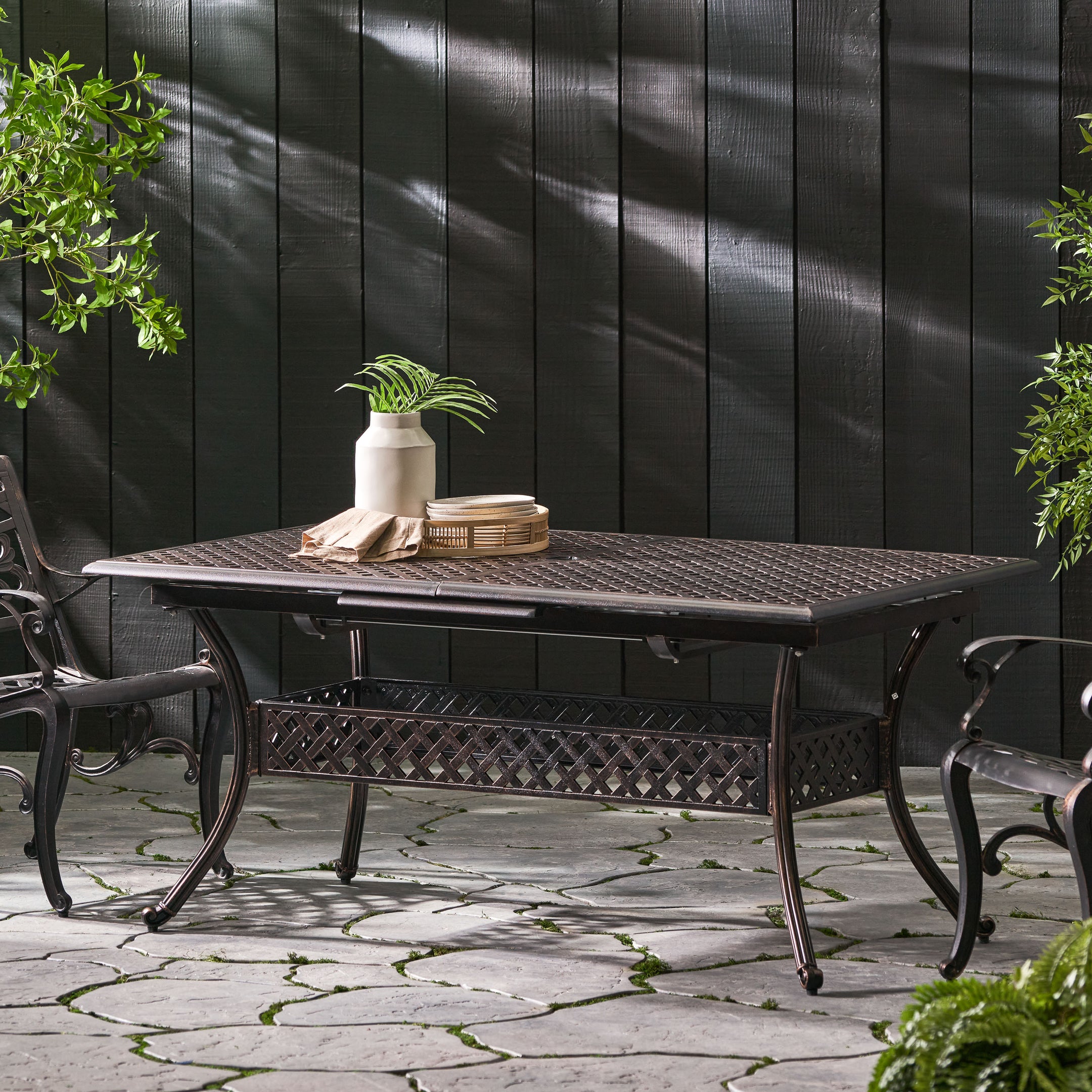 Outdoor Expandable Dining Table – Pier 1