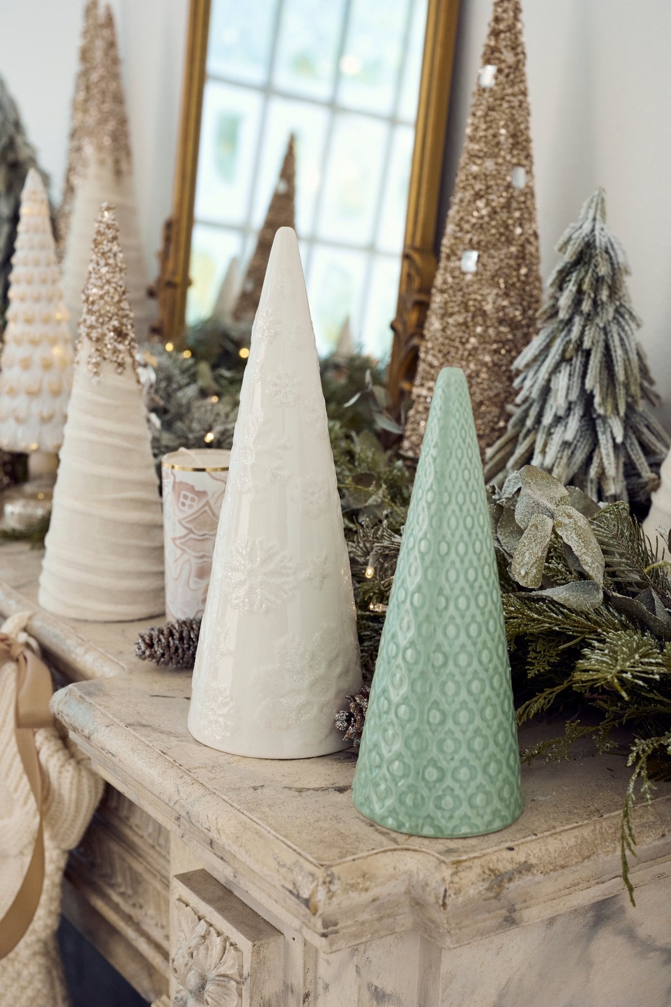 Christmas Decor – Pier 1