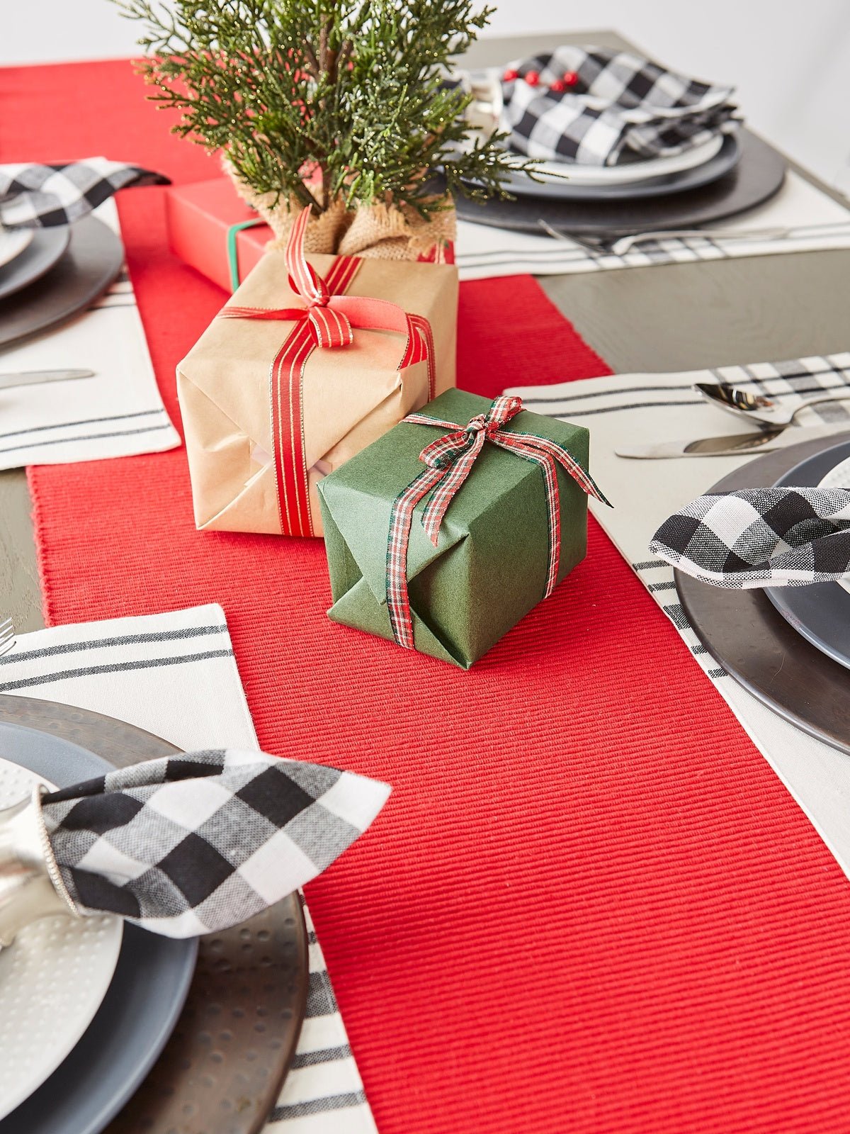 Tango Red Ribbed 13"x72" Table Runner - Pier 1