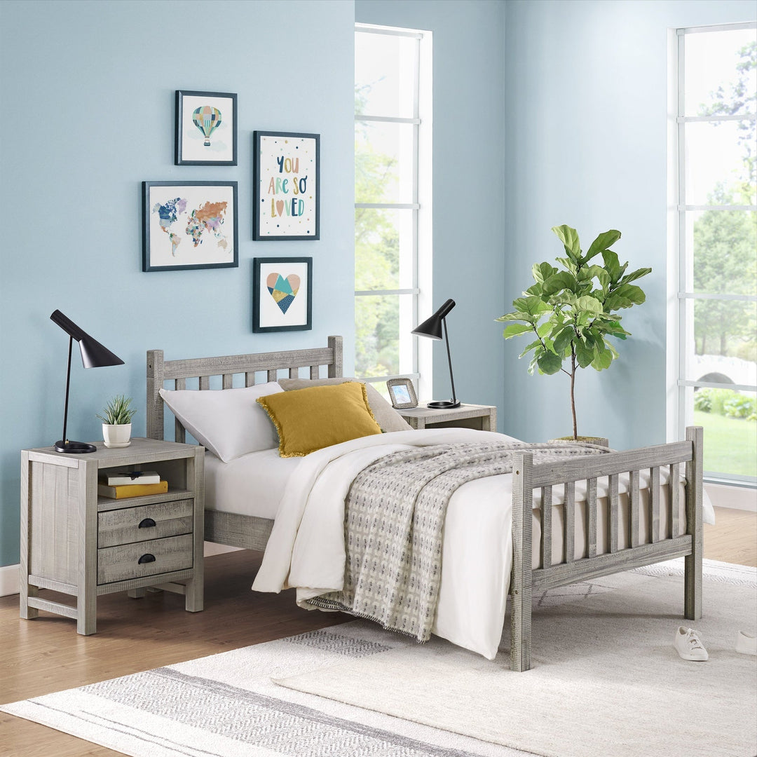 Bedroom – Pier 1